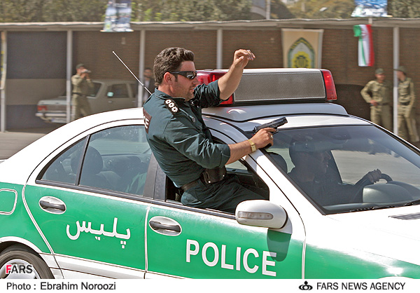 Iranian Police Officer [600 × 418] : r/policeporn
